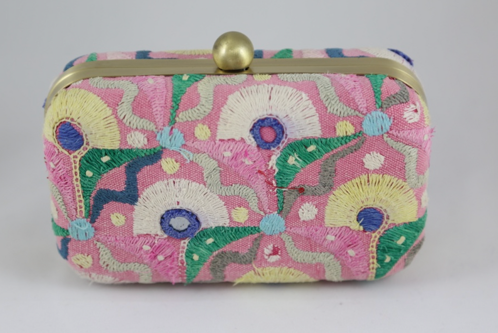 Vintage Gujarati Floral Fabric – Eclectic Designs